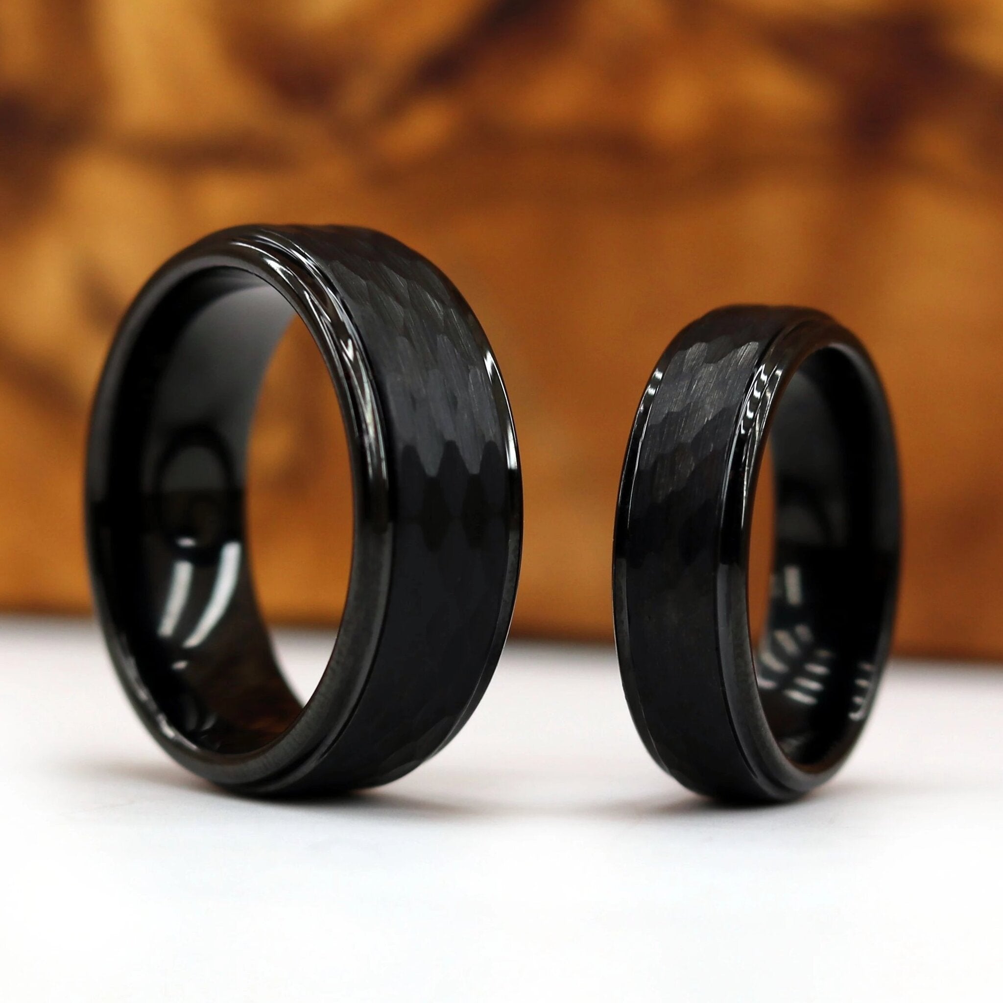 The Obscura | Hammered Ring Set, Black Ring Set | Thorum